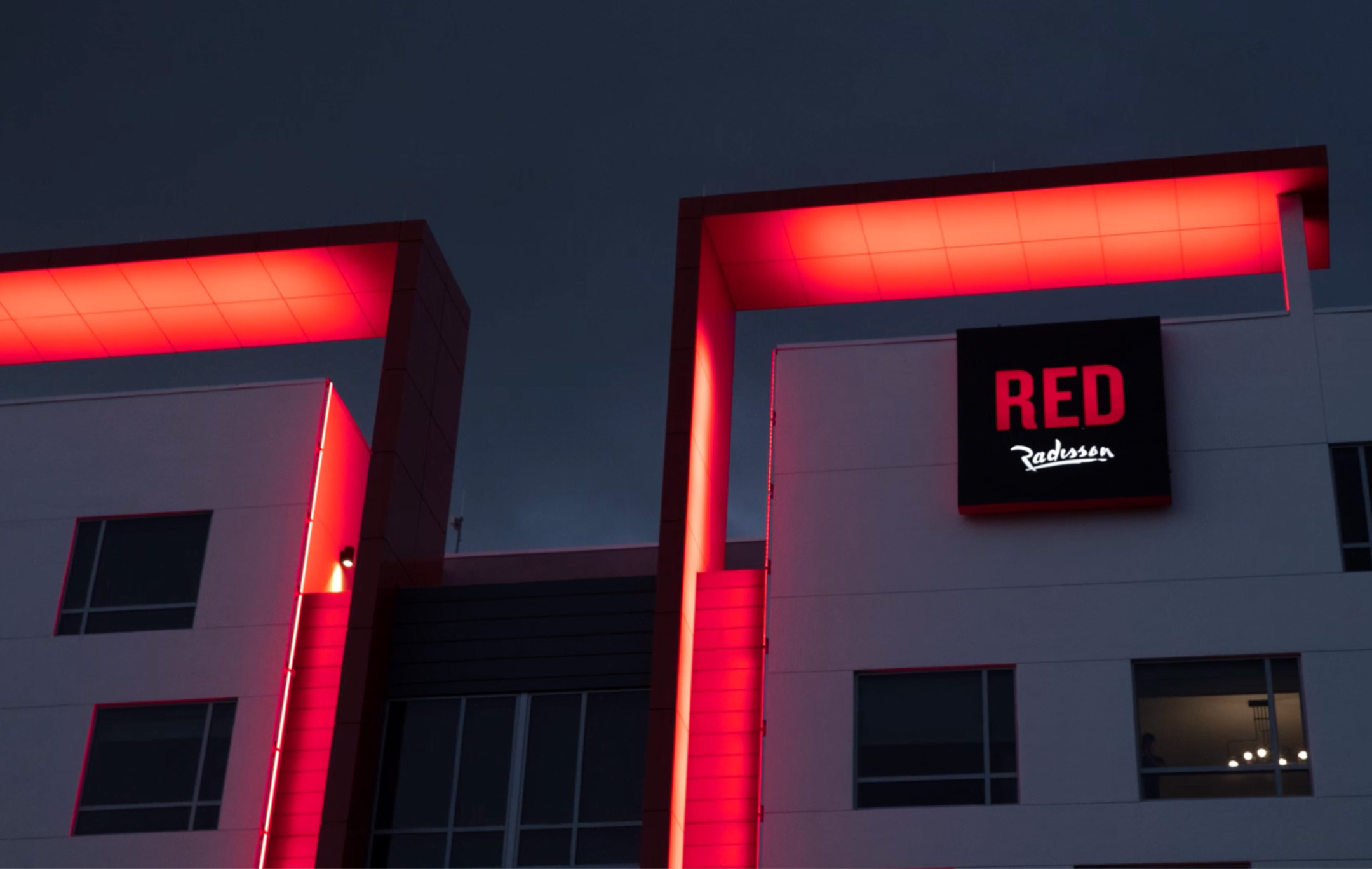 KNOCK | Radisson RED